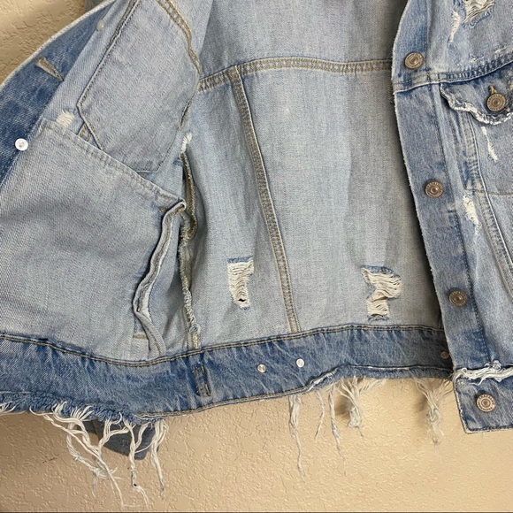 Zara | Jackets & Coats | Nwt Zara Oversized Distressed Denim Jacket ...